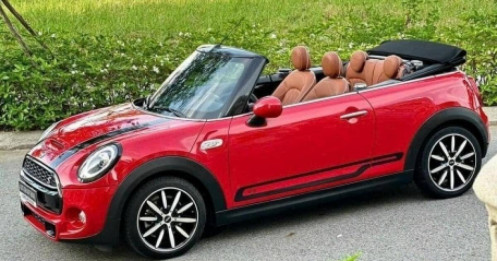 Lăn bánh 5 năm, xe mui trần Mini Cooper S Convertible được chào bán với ...