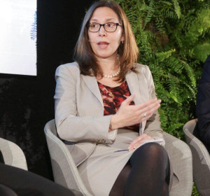 Tổng thống đắc cử Joe Biden công bố đề cử bà Laura Rosenberger cho chức ...